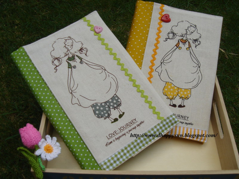 Handmade: Fabric book cover