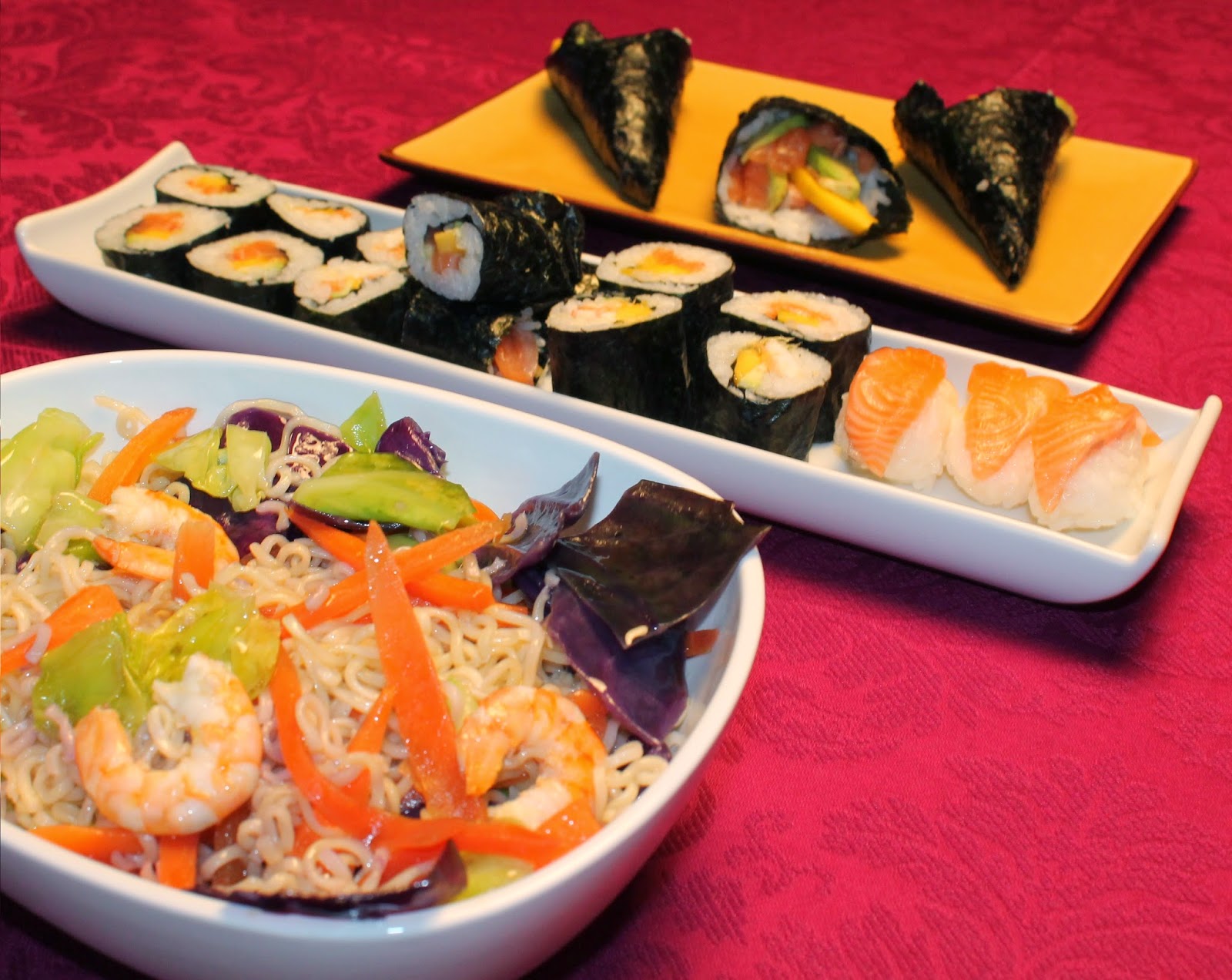 Coloured Cuisine: SUSHI - Alimentação Asiática