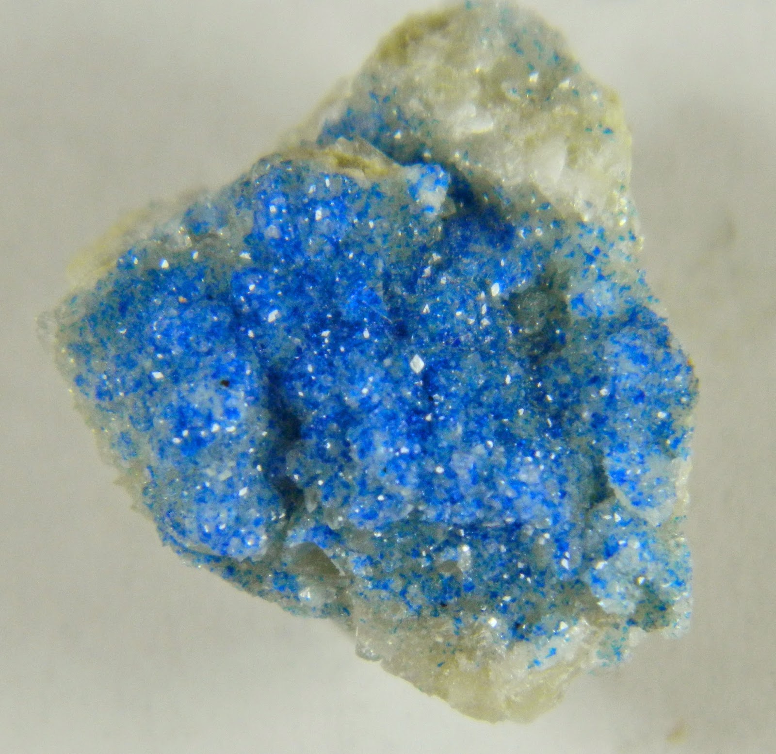 CSMS GEOLOGY POST: BLUE COPPER SILICATES; KINOITE & STRINGHAMITE