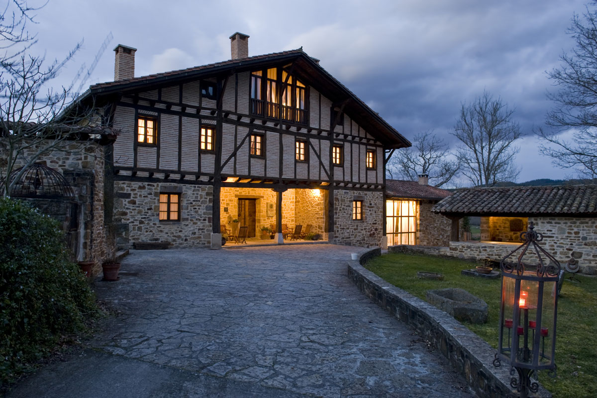 El caserío vasco | juandegaray