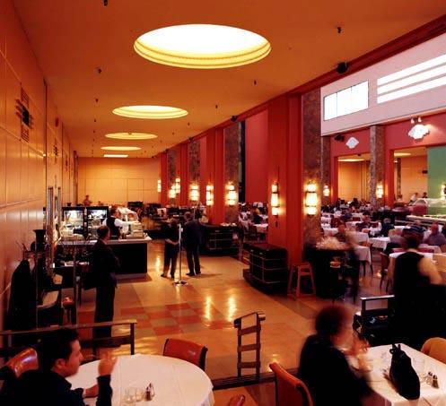 Montréal, je me souviens !: Restaurant le 9e chez Eaton