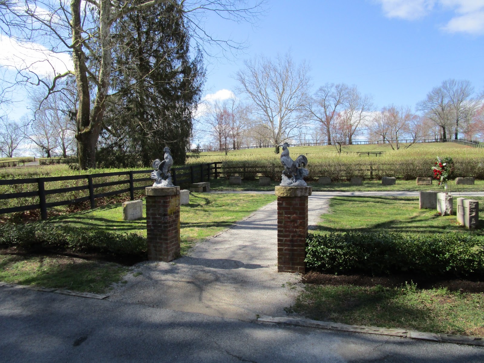 Spretnak The Blog: Claiborne Farm and Secretariat's Grave