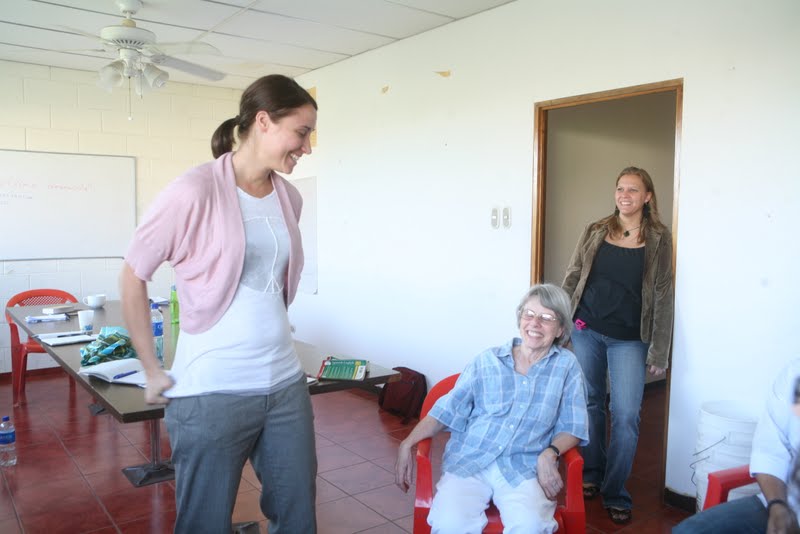 CIS El Salvador: Mélida Anaya Montes Language School at CIS El Salvador