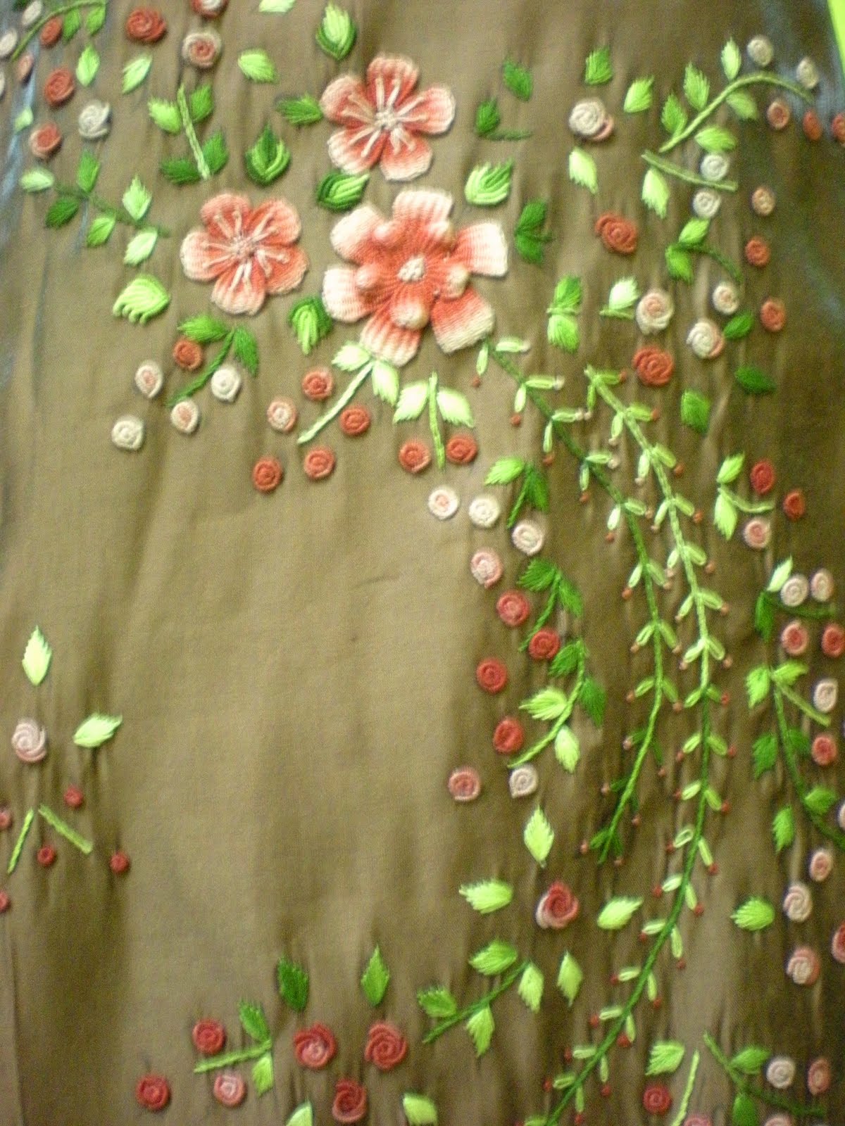 KAIN BUNGA SULAM INDONESIA | cangguncam fesyen