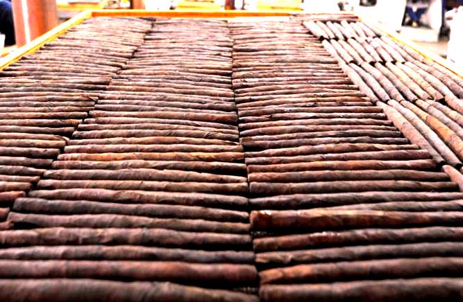 Cigar Blog...sigari e dintorni: il sigaro Toscano dovrebbe ripartire ...