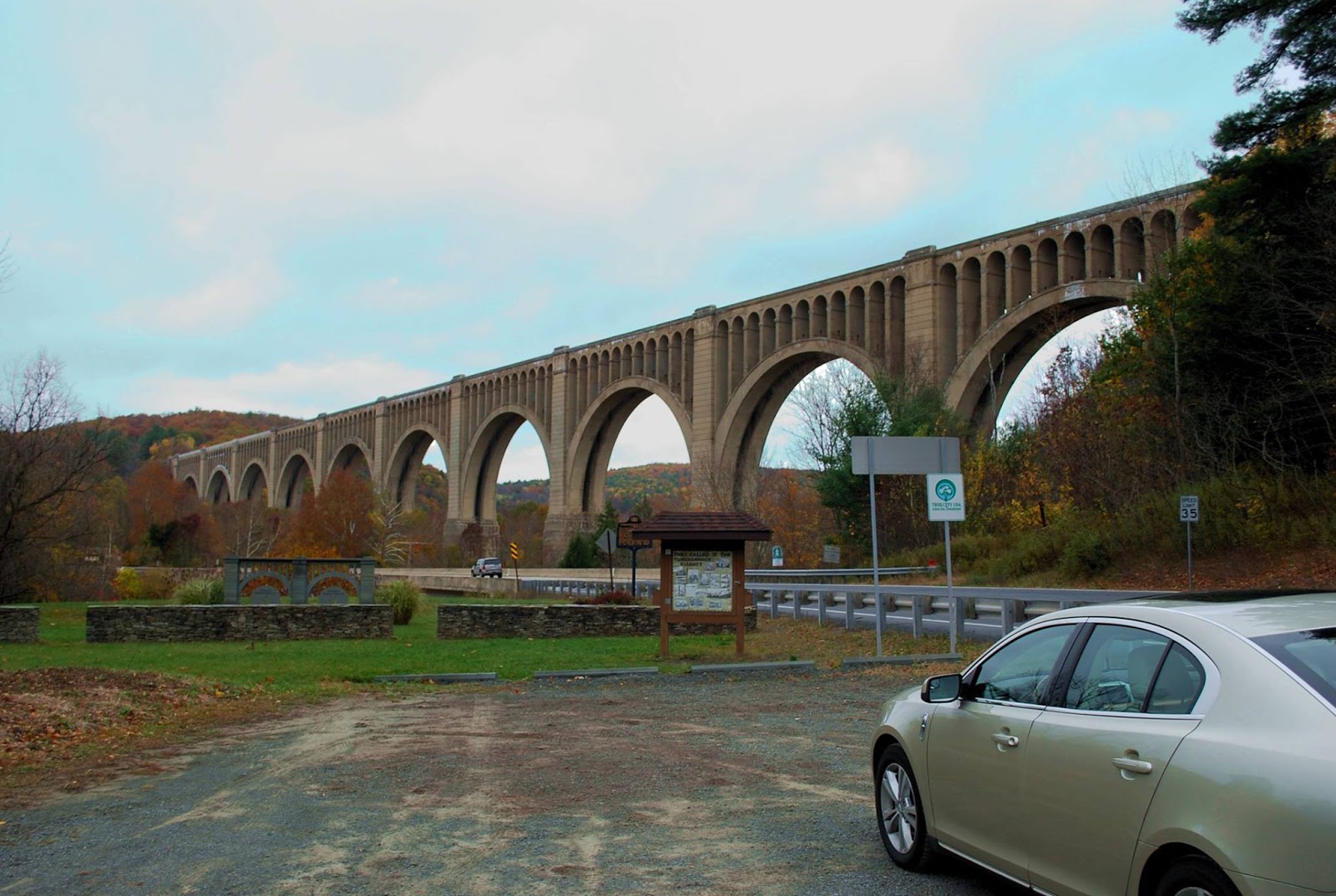 Industrial History: CP/DL&W Viaduct over Tunkhannock Creek at Nicholson, PA