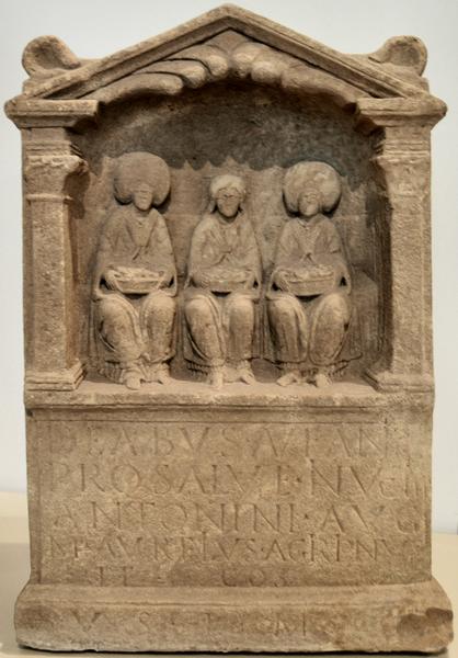 The Old Tradition : Keltska boginja - Dea Matrona