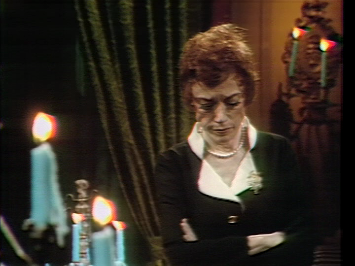 Shadows on the Wall: An Online Dark Shadows Fanzine: The Fits, Fashions ...