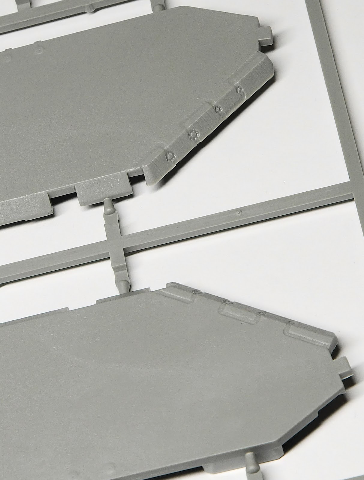 The Modelling News: In boxed: WWII German Super Heavy Tank Maus V2 from ...