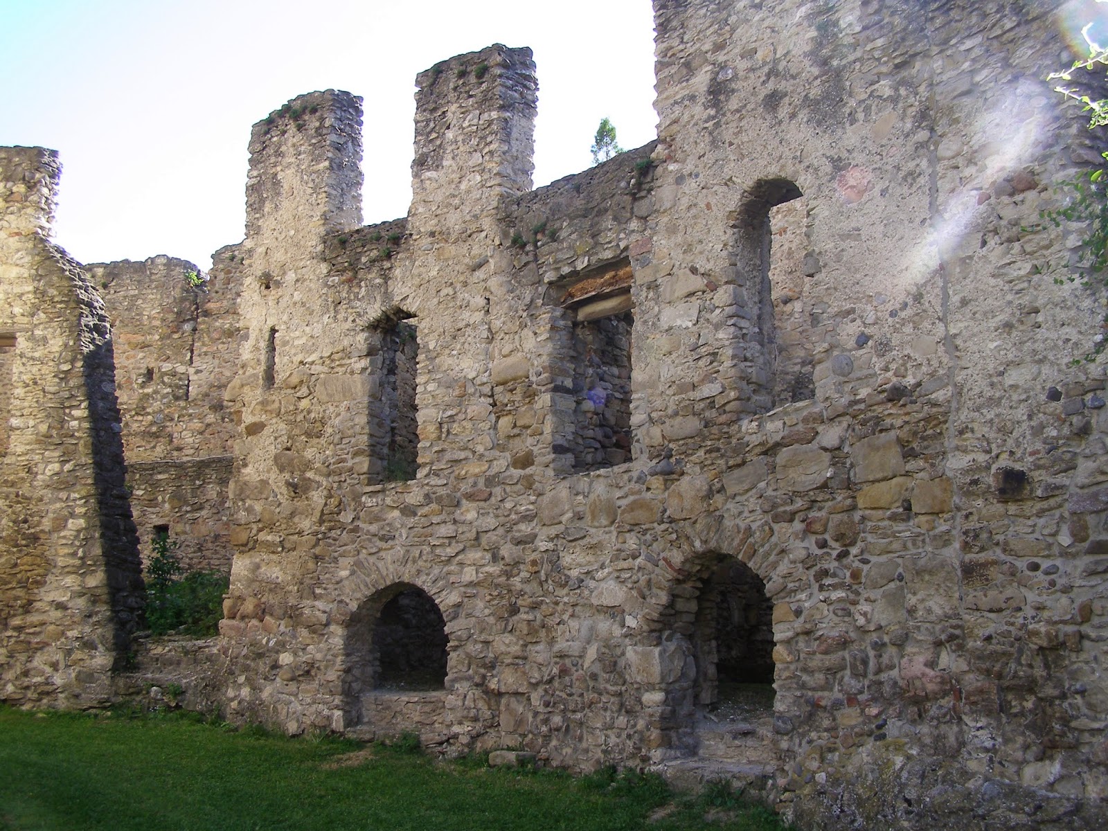 Colţul de scris: Cetatea ţărănească de la Câlnic