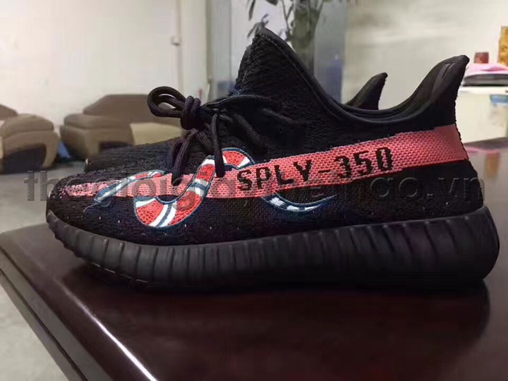 Giày Adidas Yeezy boost x Gucci Snake chính hãng