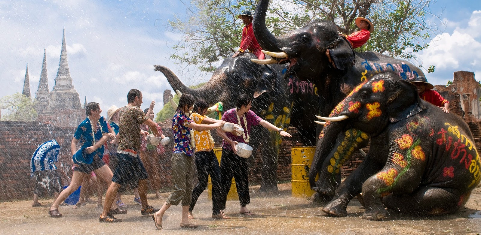 Experience Thingyan - Burmese Water Festival | Vietnam travel blog