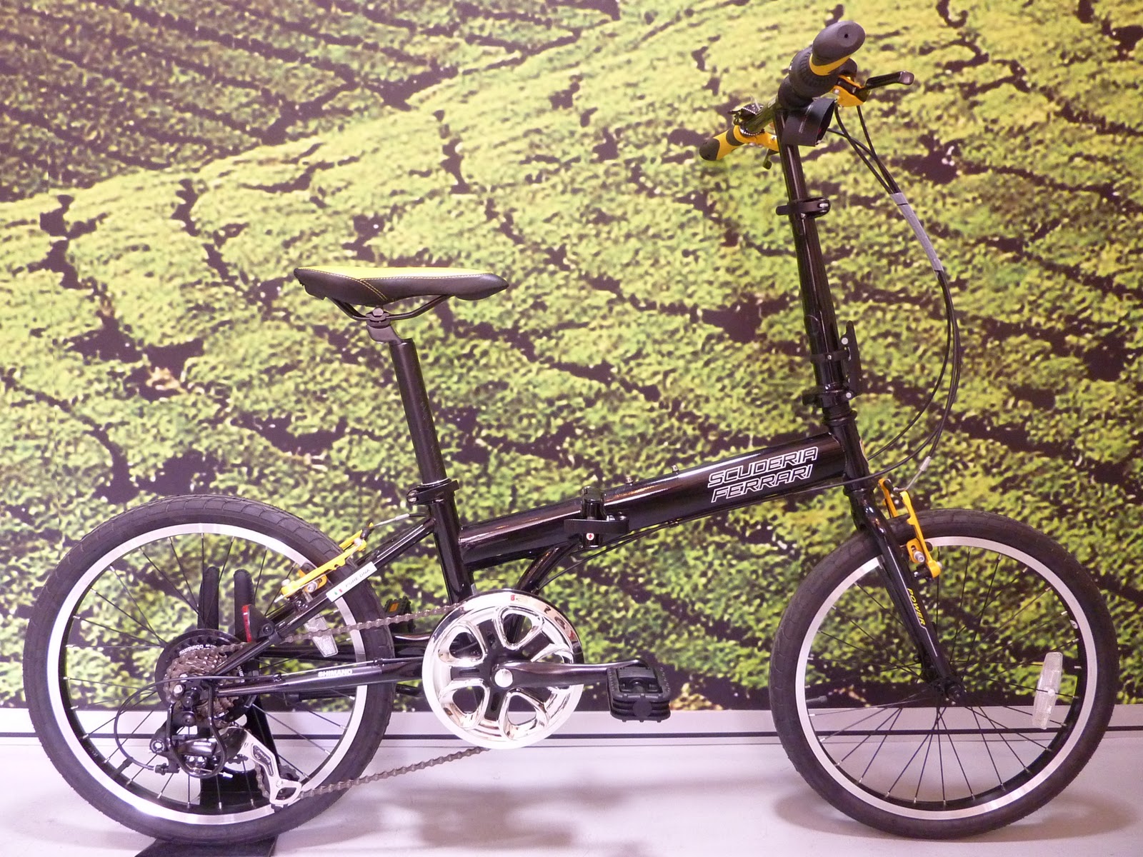 FOLDING BIKE TRADING: Ferrari,Saab,Renault