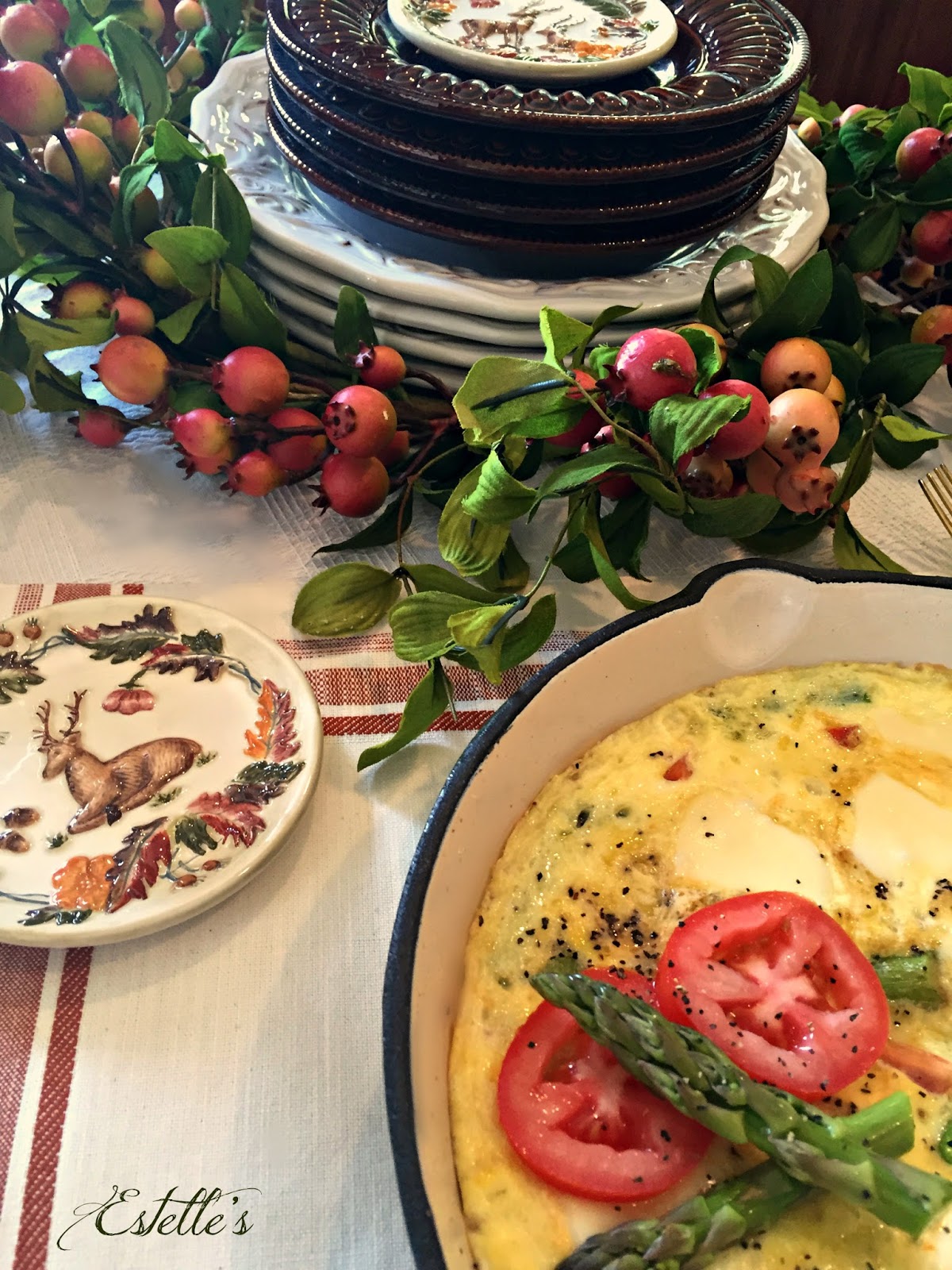 Estelle's: AN AUTUMN BRUNCH....COME GATHER AROUND OUR TABLE