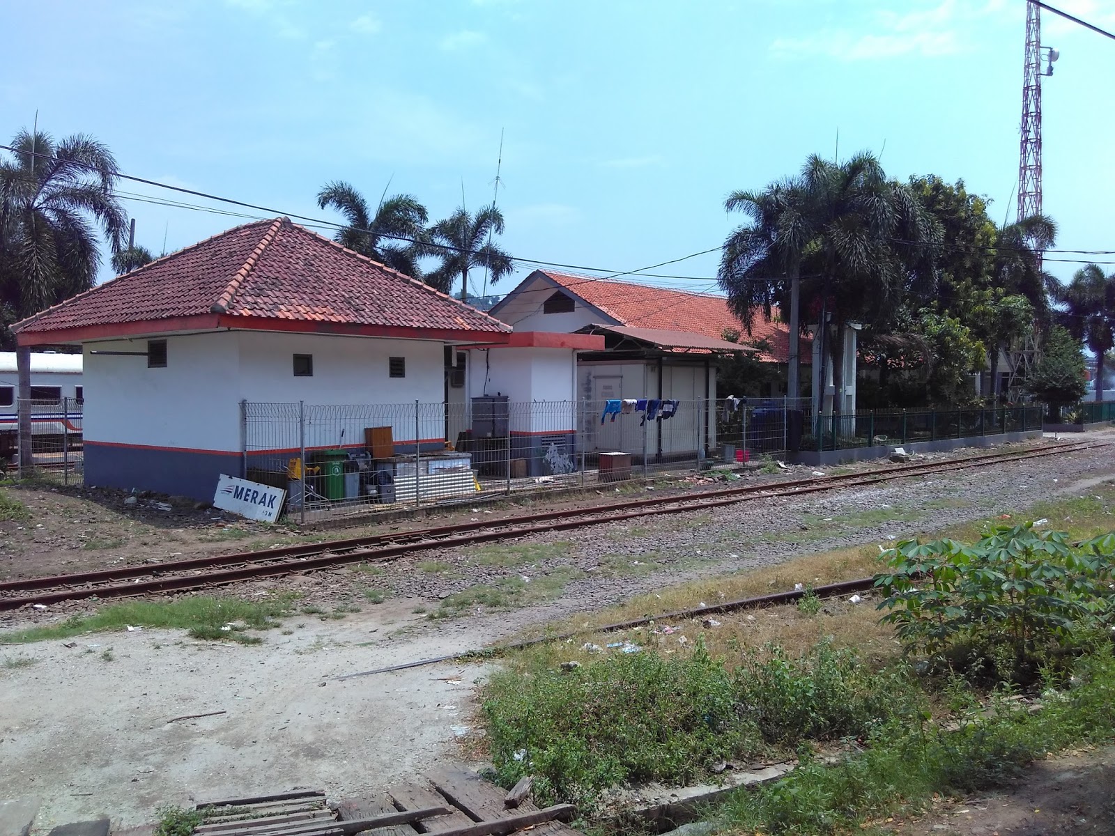 LIFE IS A JOURNEY: EXPLORE MERAK - STASIUN MERAK