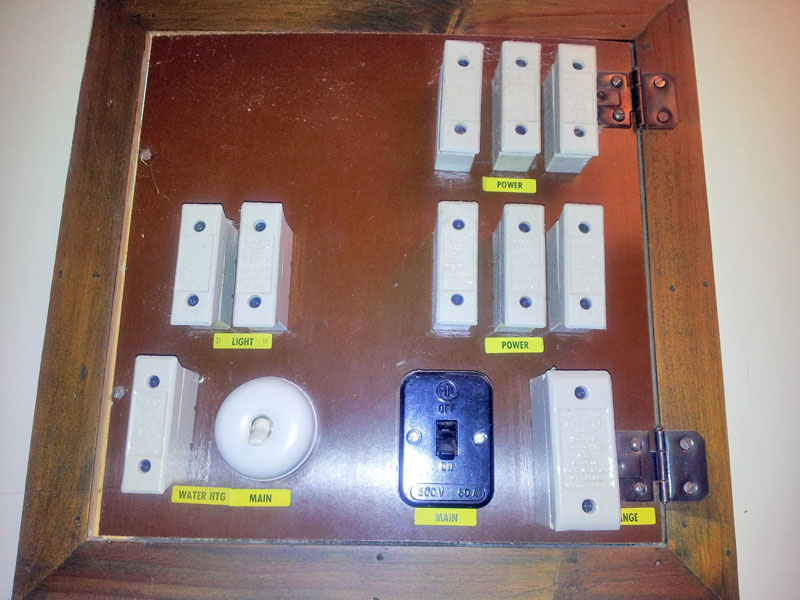 Rhino Electrical Services Blog: Re-wireable Fuse boards – Why Upgrade ...
