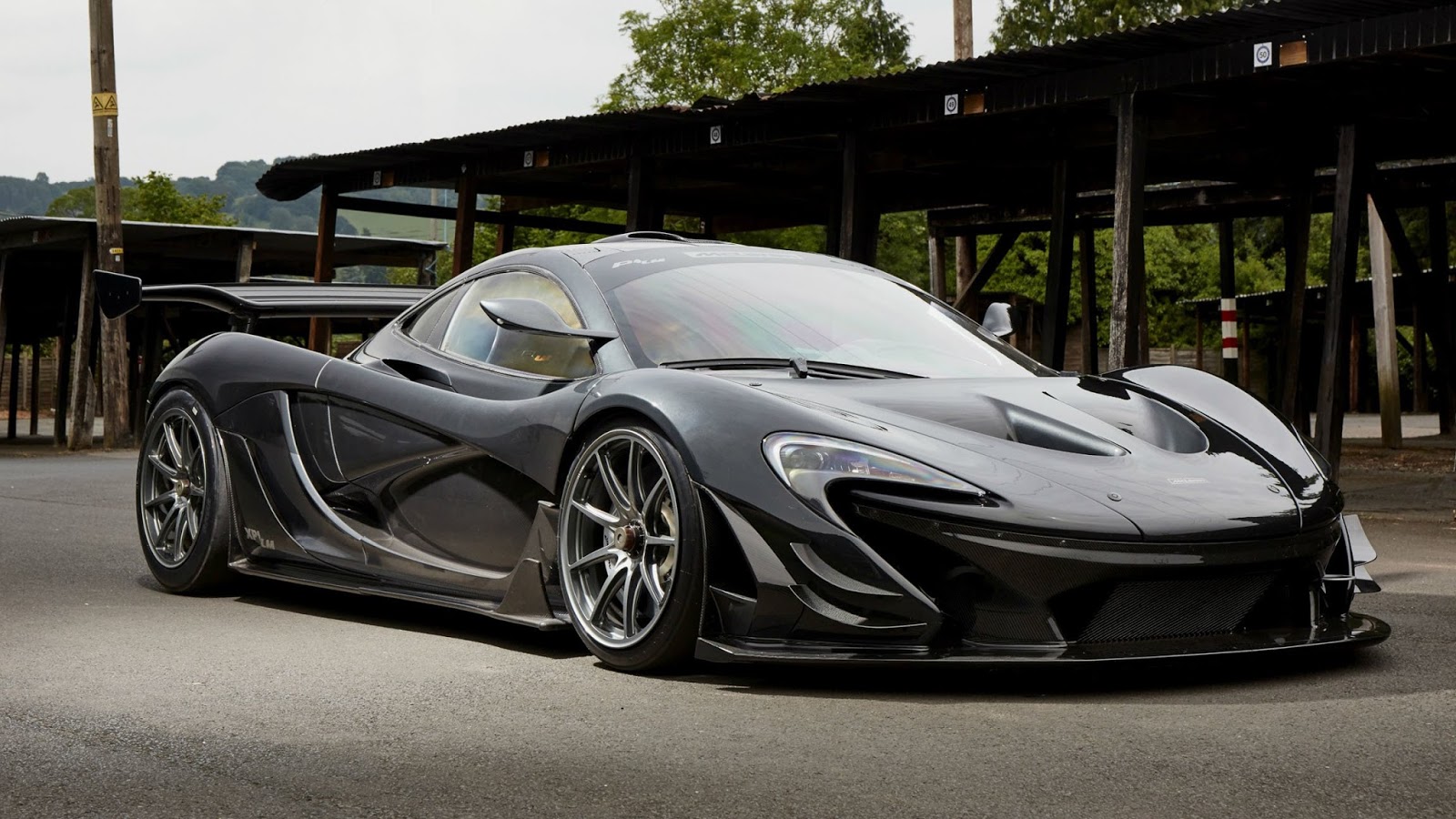 Top 5 Most Expensive And Fastest Cars In The World