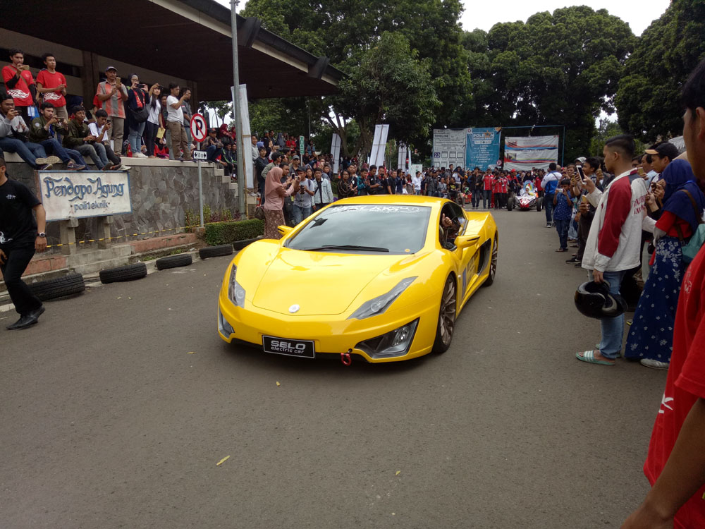 KMLI KOMPETISI MOBIL LISTRIK 2017. LAPORANNYA JALANNYA KOMPETISI DAN ...