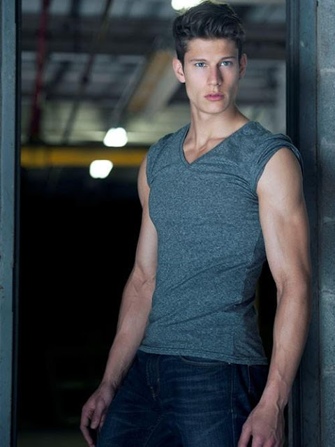 Eian Scully by Jon Malinowski | Oh yes I am