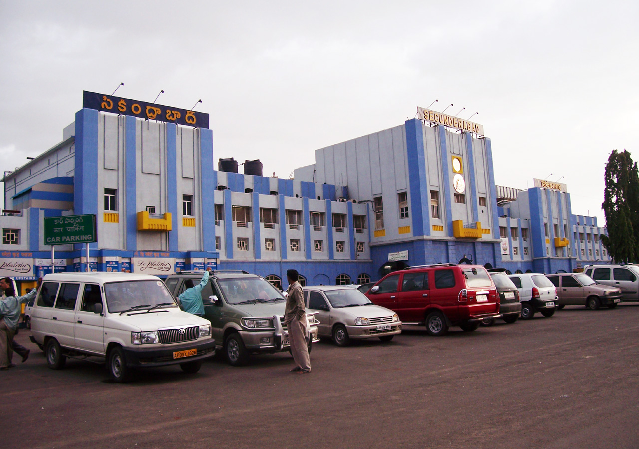 Round trip: Secunderabad- twin city of Hyderabad