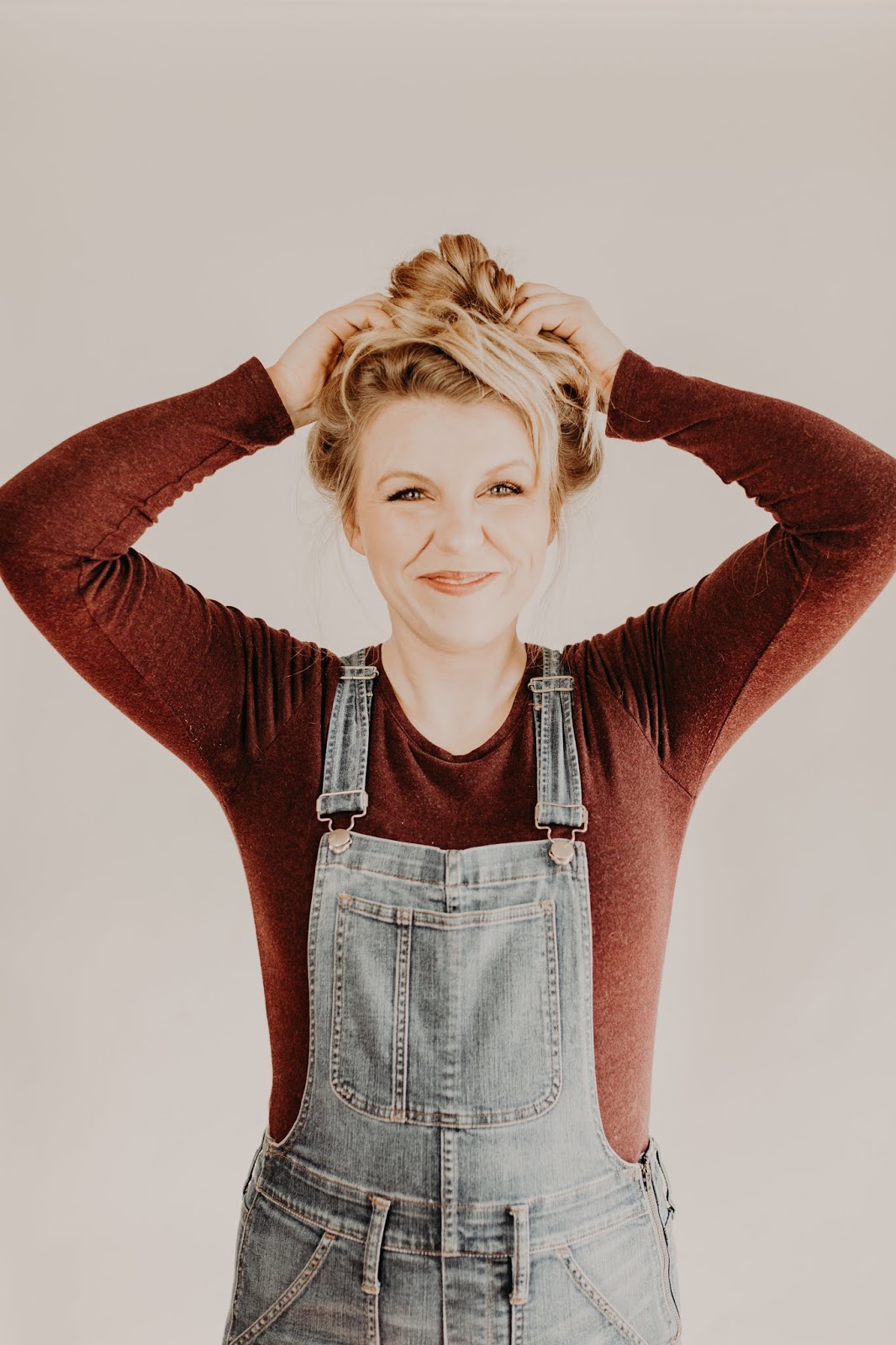 My Signature Messy Bun Tutorial