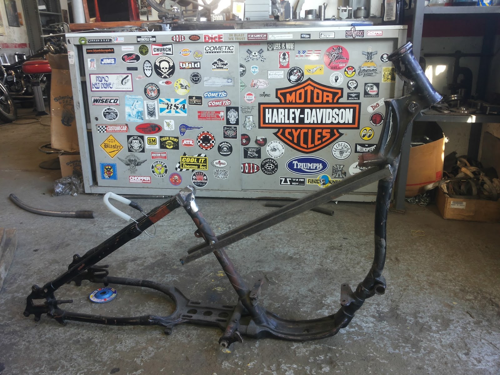 CHOPWORKS: Harley frame VL 1930 modified to Knucklehead Engine