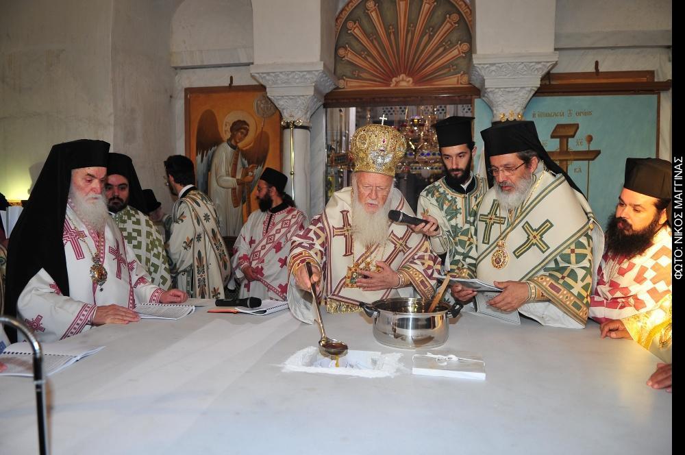 ΦΩΣ ΦΑΝΑΡΙΟΥ: ΠΡΟΕΞΑΡΧΟΝΤΟΣ ΤΟΥ ΟΙΚΟΥΜΕΝΙΚΟΥ ΠΑΤΡΙΑΡΧΟΥ ΤΑ ΕΓΚΑΙΝΙΑ ΤΟΥ ...