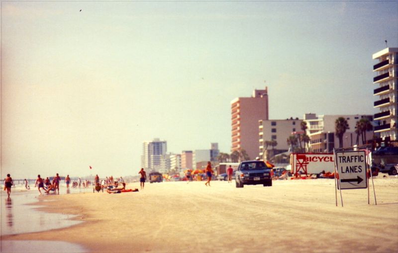 Wonderful Pics That Capture Everyday Life of Daytona Beach, Florida in ...