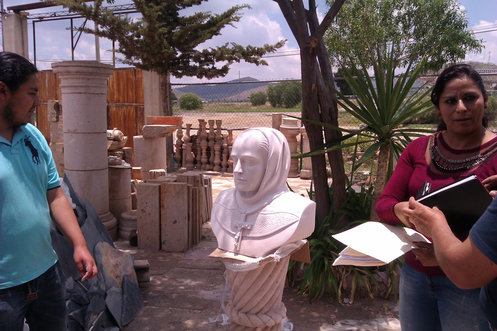 Historia de la Diócesis de Zacatecas. : Plazuela y monumento a Fr ...