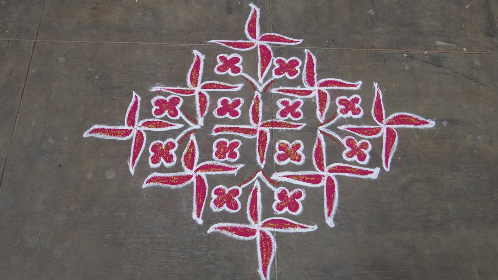 Rangolis: chukki rangoli.....