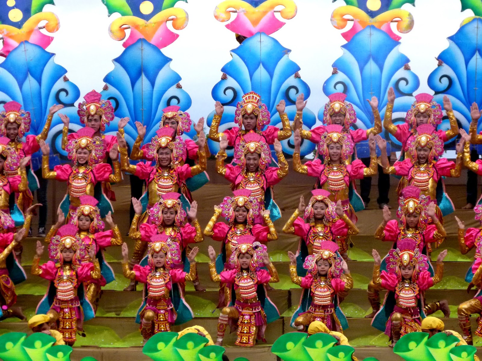 2013 KASADYAAN FESTIVAL RITUAL PRESENTATION - Lakwatserong Tsinelas