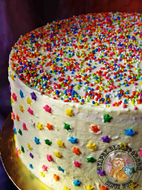 syapex kitchen: Kek Span Pelangi / Rainbow Sponge Cake