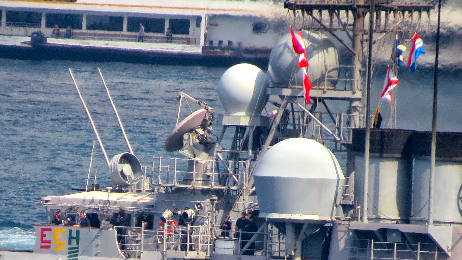 WARSHIPS ON THE BOSPHORUS: USS VELLA GULF (CG-72) Ticonderoga class ...
