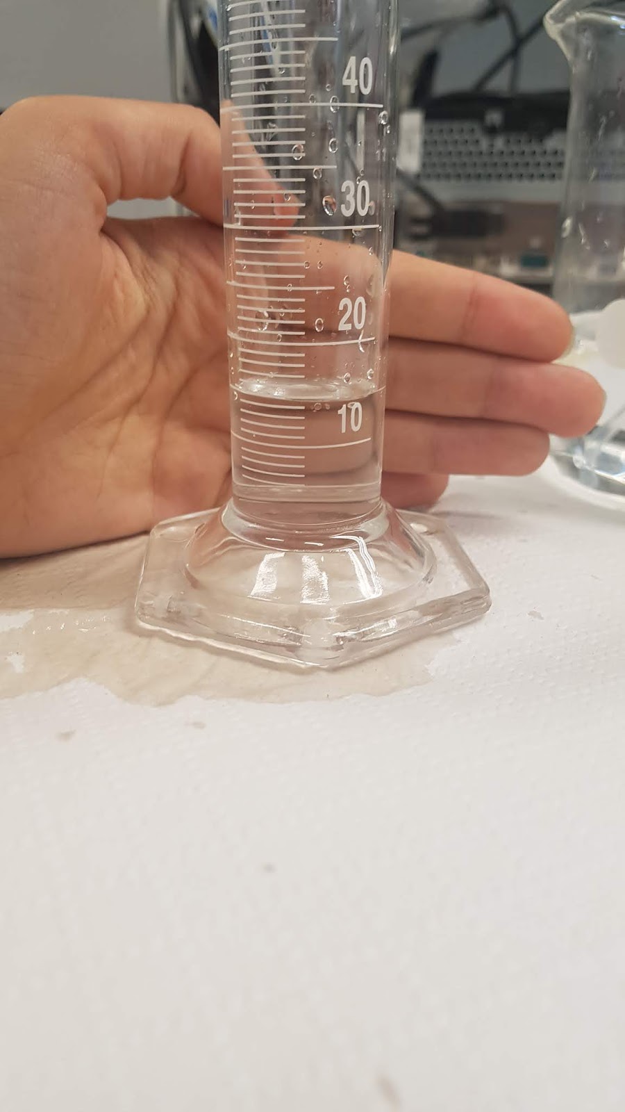 Práctica 4. Medidas de masa y volumen 05/10/2018