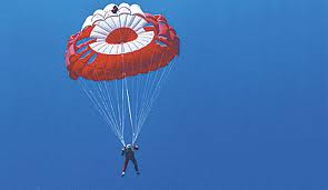 PARACAIDISMO DE SALTO LIBRE: TIPOS DE PARACAIDAS