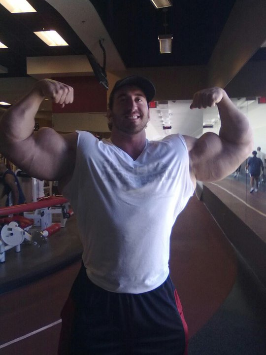 Muscle Lover: Craig Golias from USA