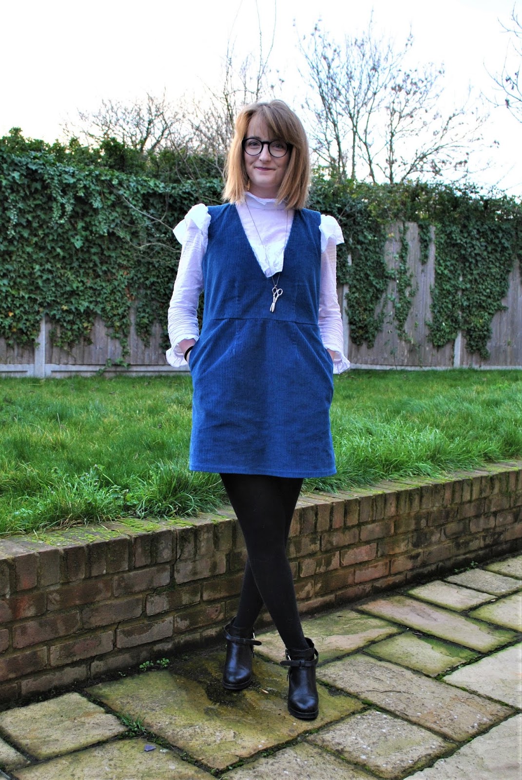 Patter Review - Seamwork, Dani Pinafore