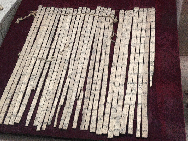 Chinese-Inspired Stick Scroll