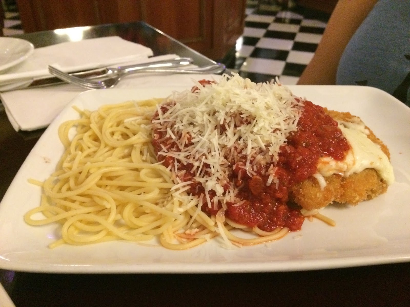 Tony's Town Square Restaurant in Magic Kingdom Review