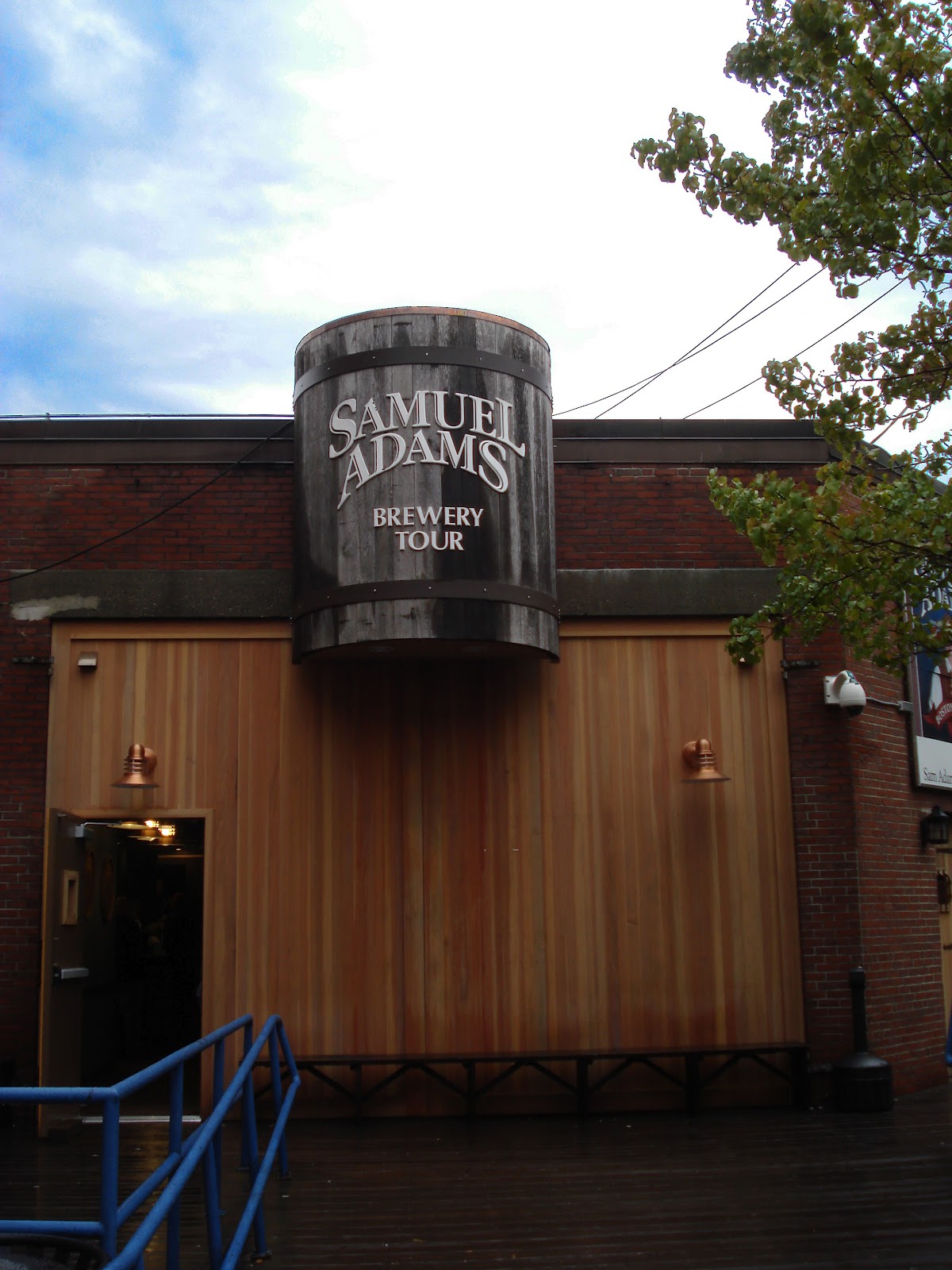 The Beer Whisperers: Samuel Adams Brewery Review