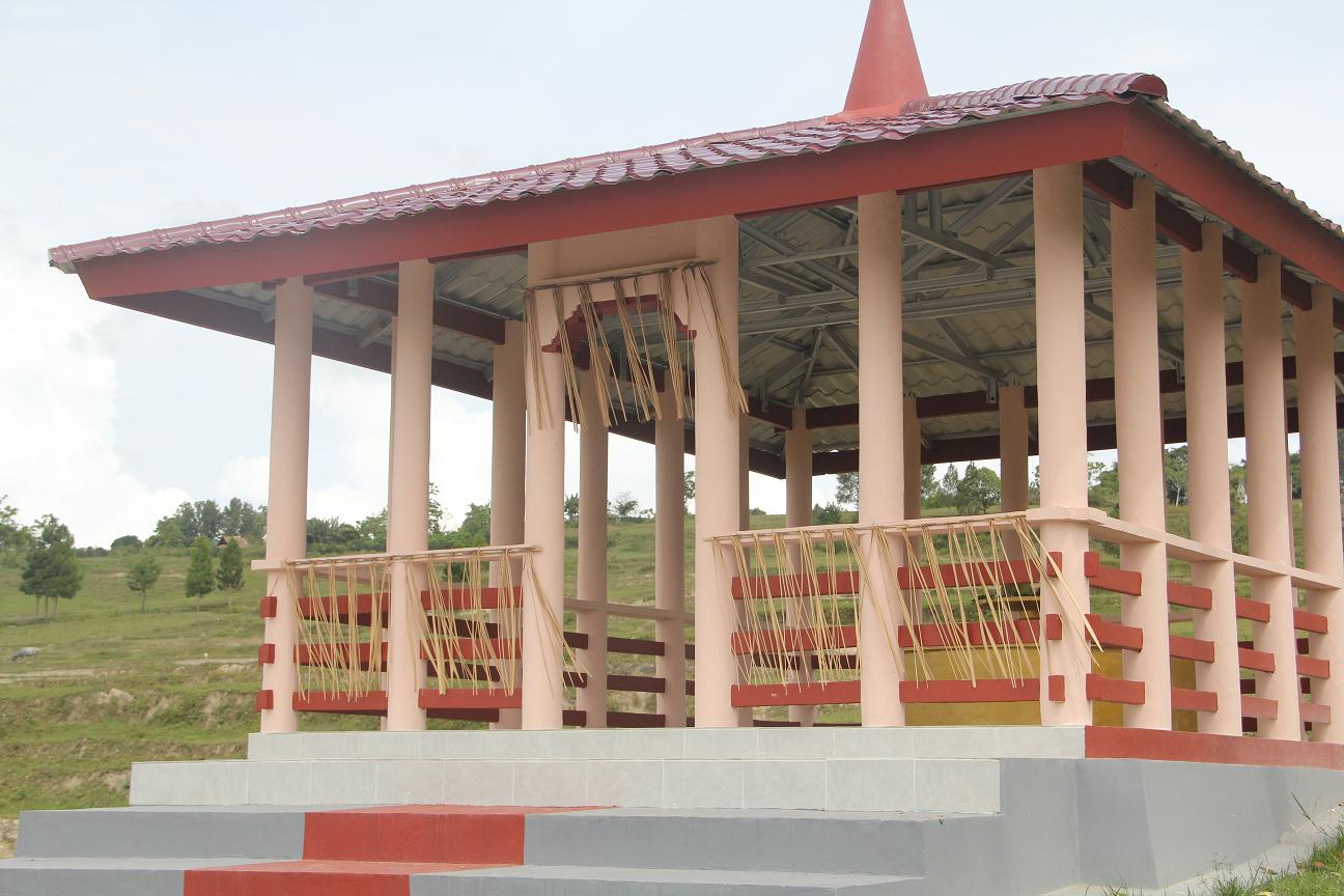 BERITAKU: Tugu Parhaumason Raja Simanihuruk di Harapohan Samosir