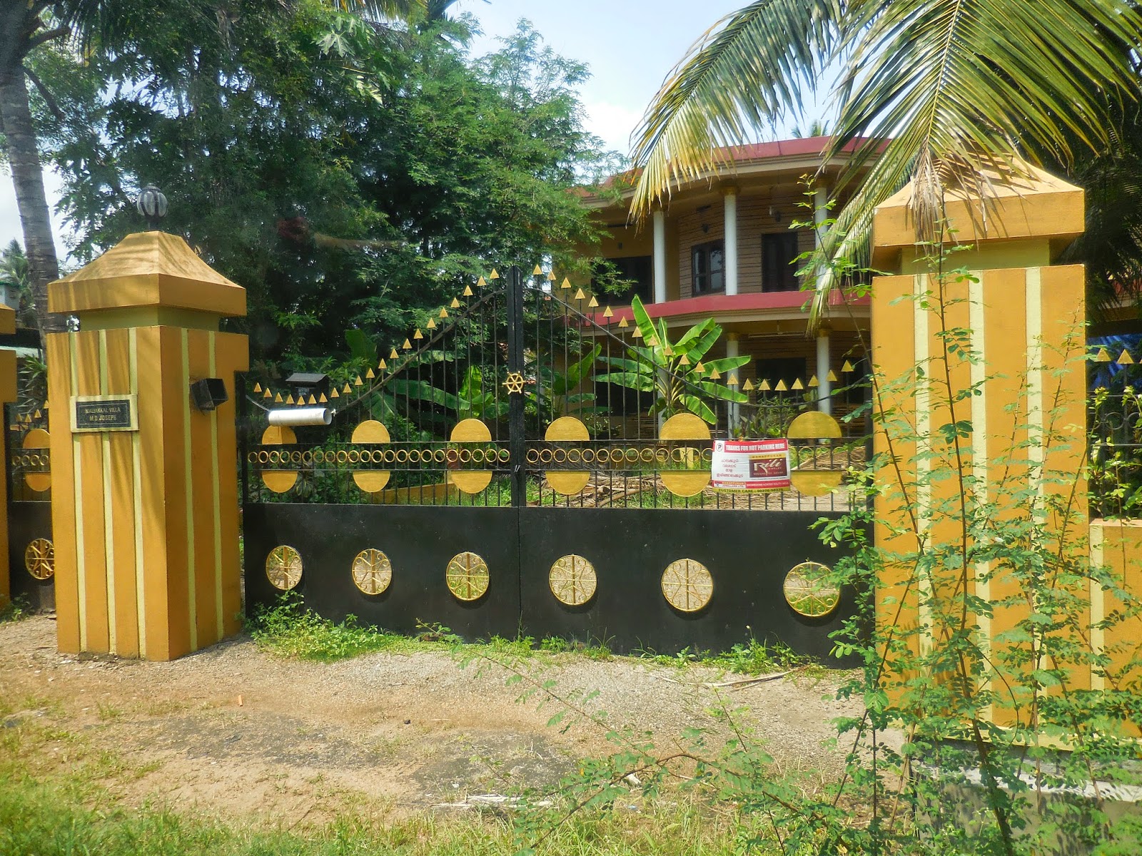 Kerala Gate Designs: House gates in Kerala