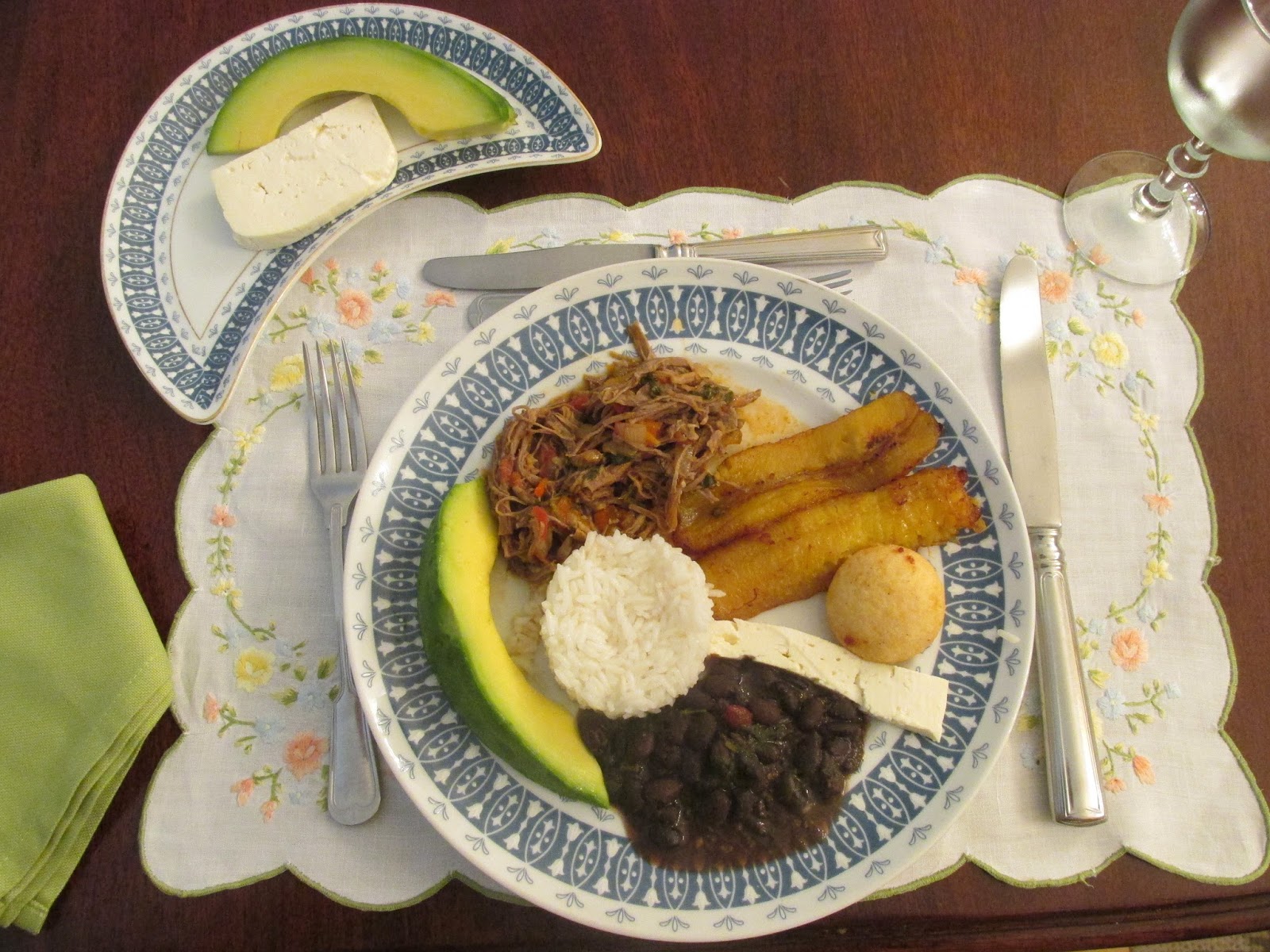 THIS and THAT: Pabellón Criollo