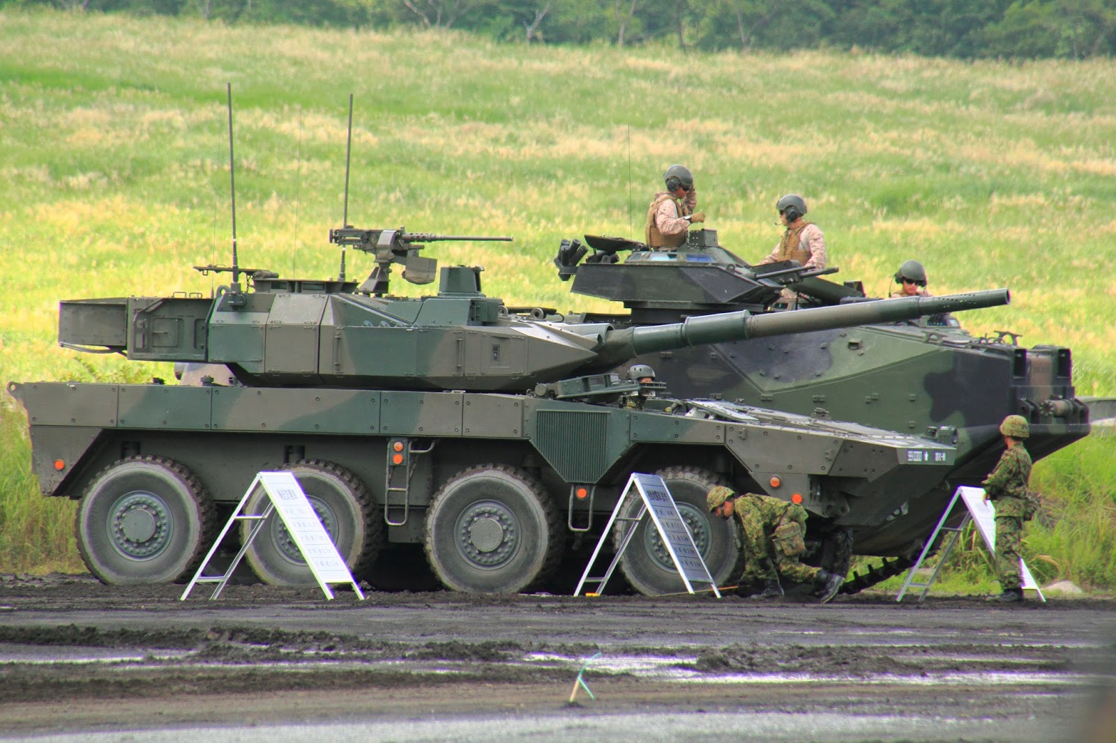 SNAFU!: Making an Amphibious Combat Vehicle - Direct Fire Variant ...
