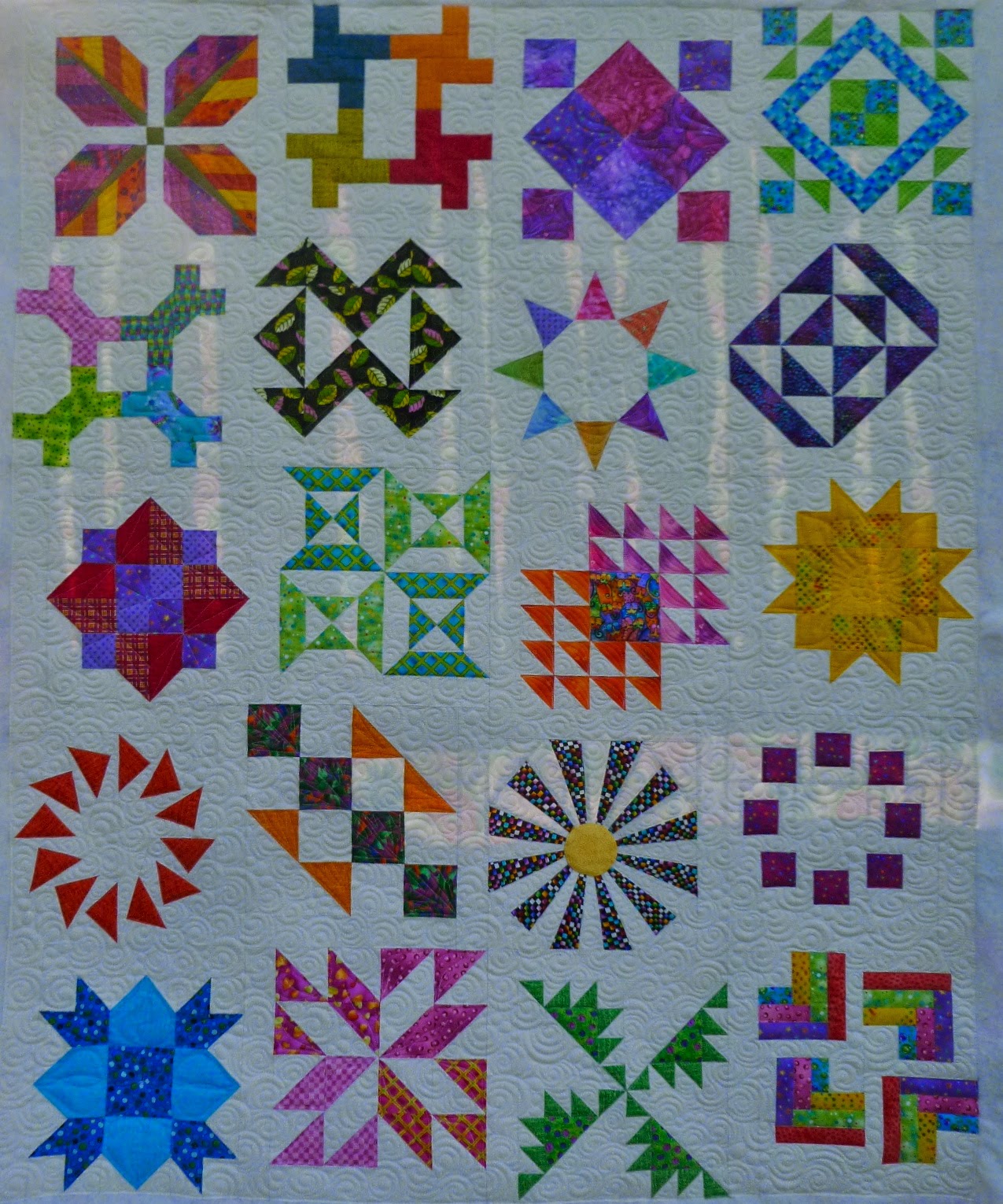 Linda's Quiltmania: Deanna's Modern Sampler