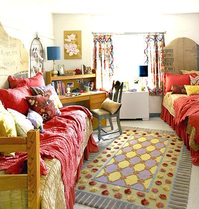 Carrie's Design Musings: Dorm Room Decorating