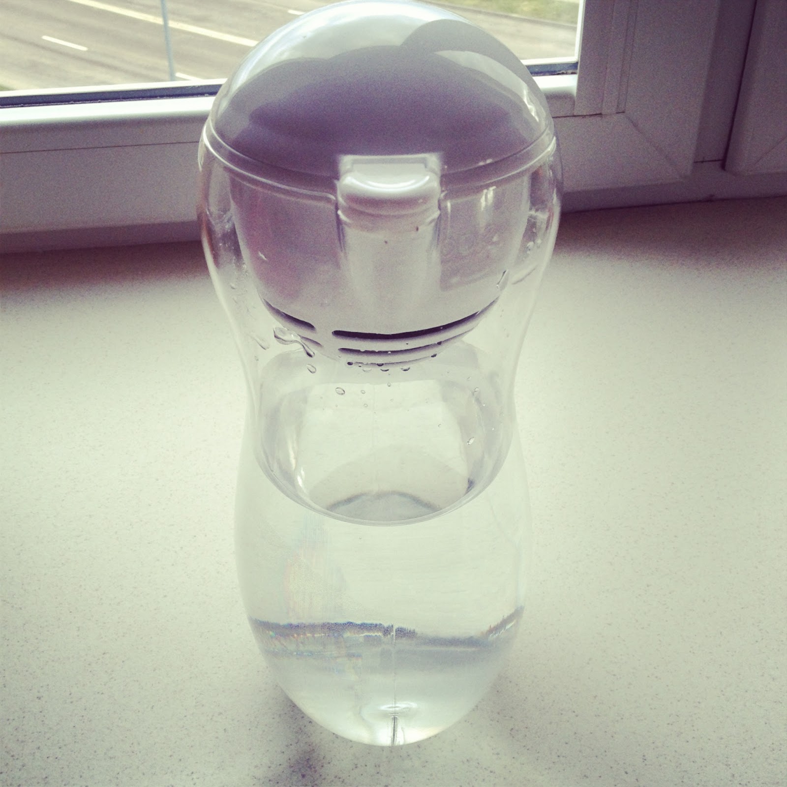 Juicy Beige: Bobble Jug