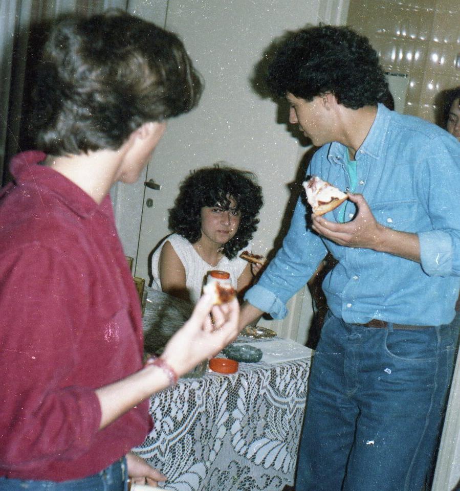 .: Un cumple de la 83.