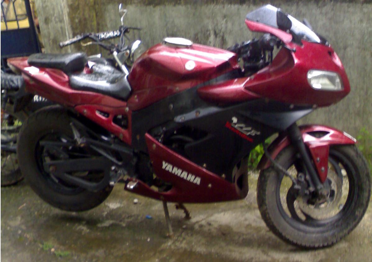 Modified Motor-Bikes Pictures: YASHRAJ-Modified-YAMAHA-R1-Motorcycle