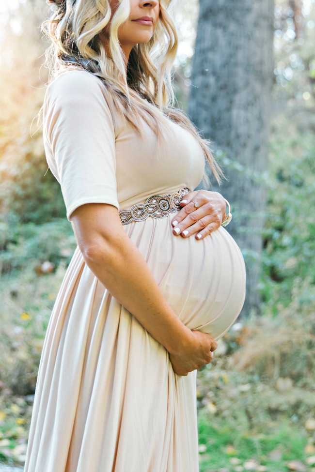 blushing basics: Maternity Photoshoot